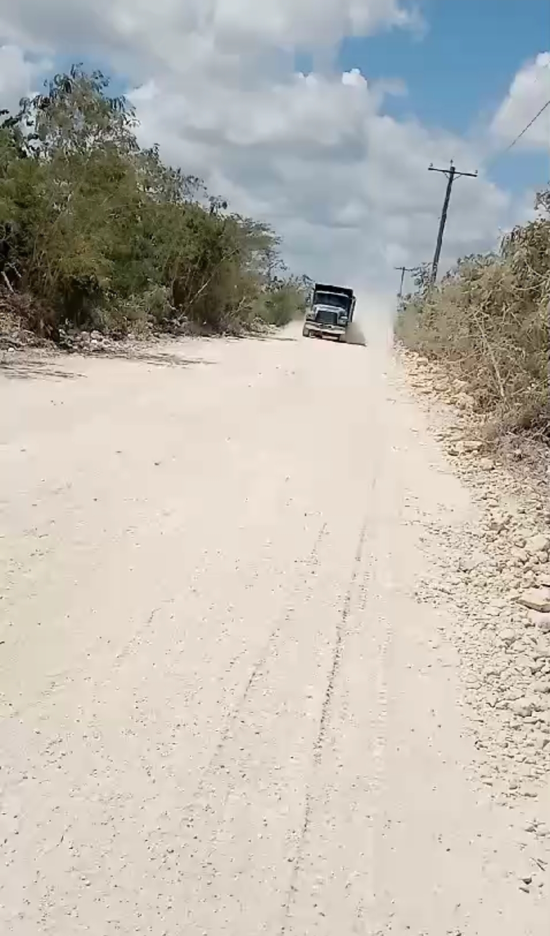 Comunitarios de Altos de Friusa y Jardines de Friusa se quejan de los ...