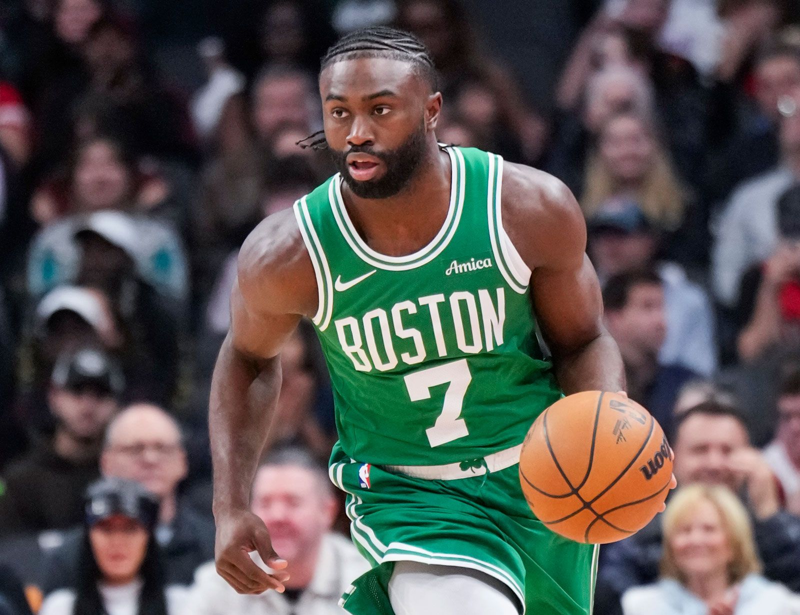Jaylen Brown iguala marca histórica de Larry Bird con nueve juegos de ...